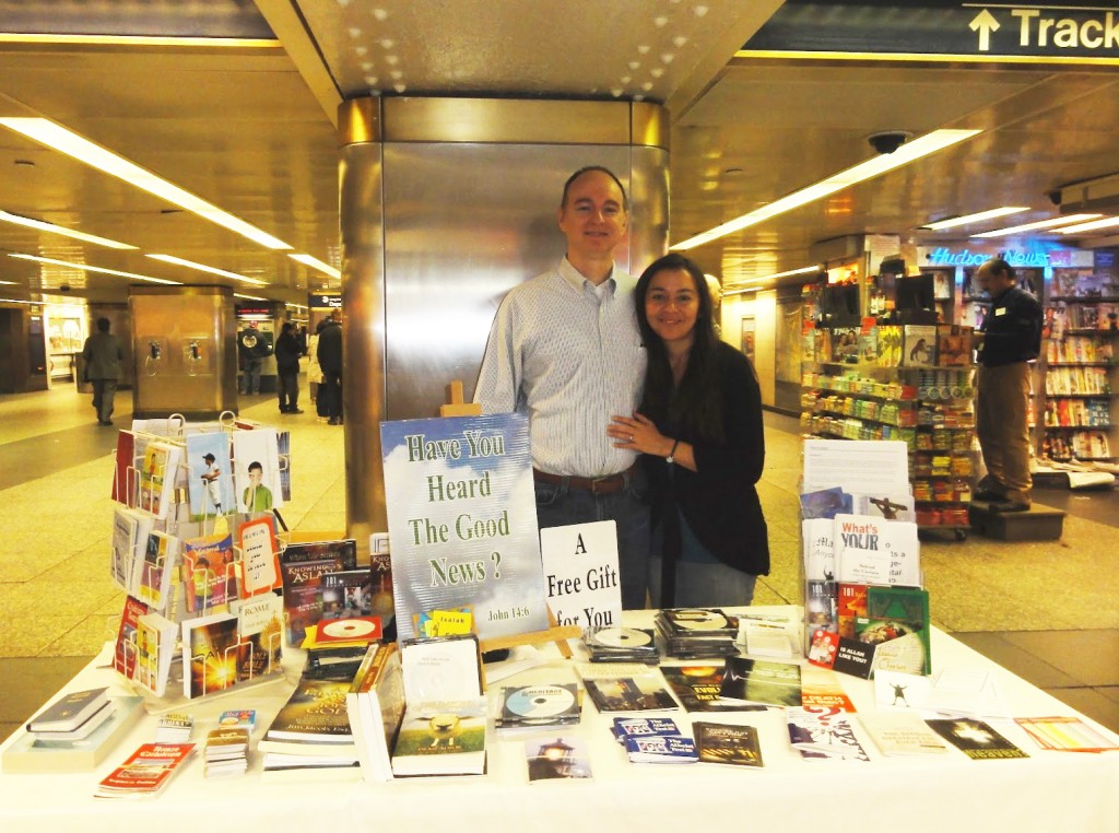 Exploring Table Outreach Evangelism in New York – Messiah Missions ...